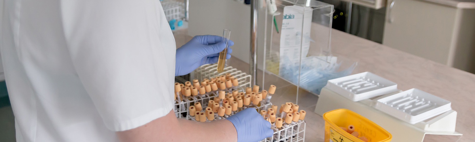 Laboratory Services - Universal Biosensors